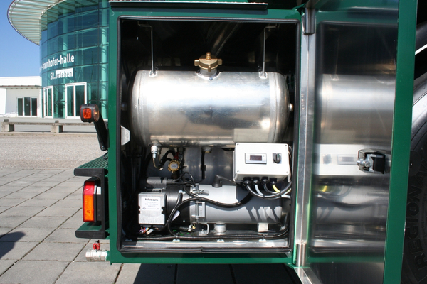 Lubricant oil transporter - Willig: Specialist in manufacture and ...